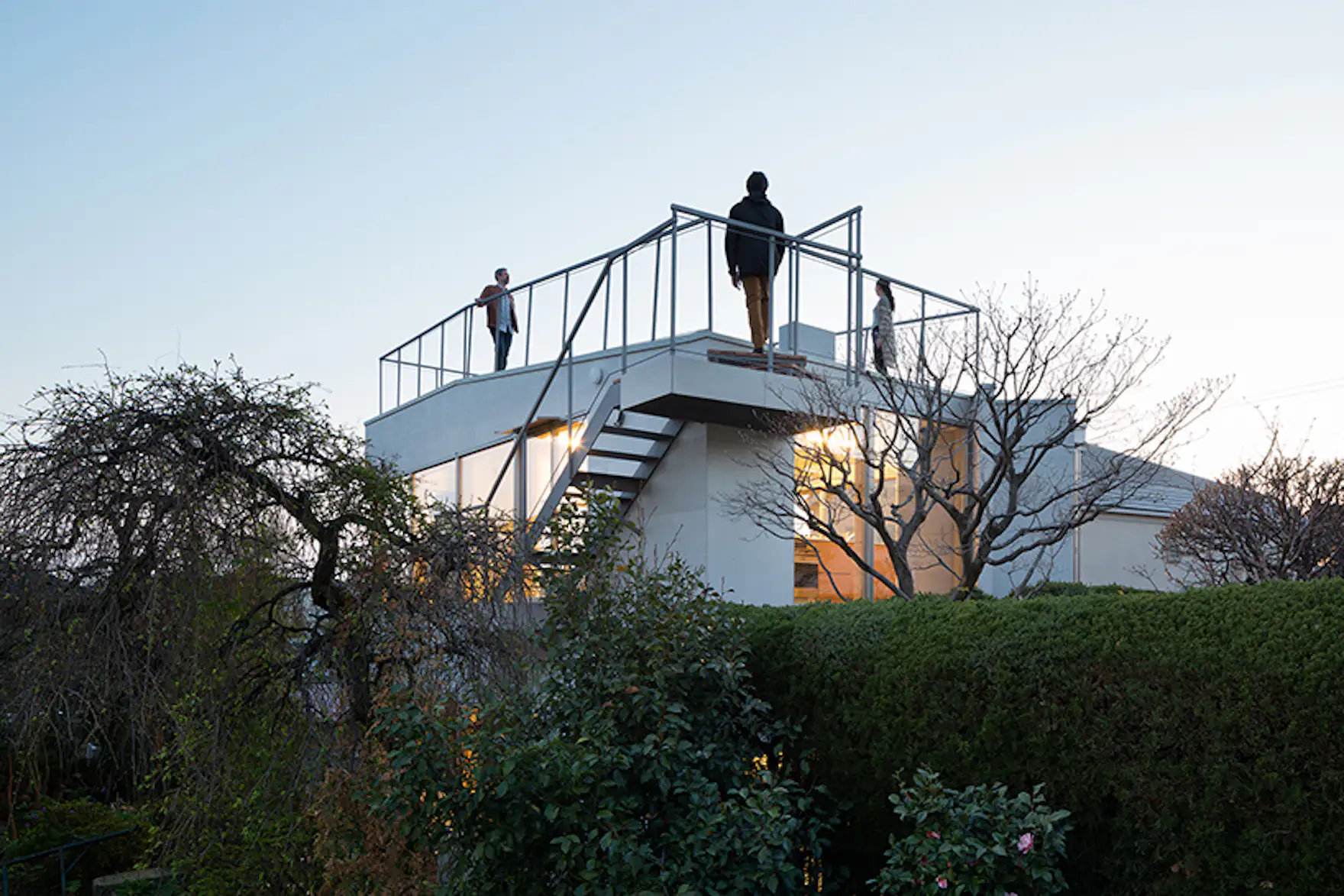 A High-Altitude Cabin, Renovated Farmhouse, and Mobile Prefab Round Out ...