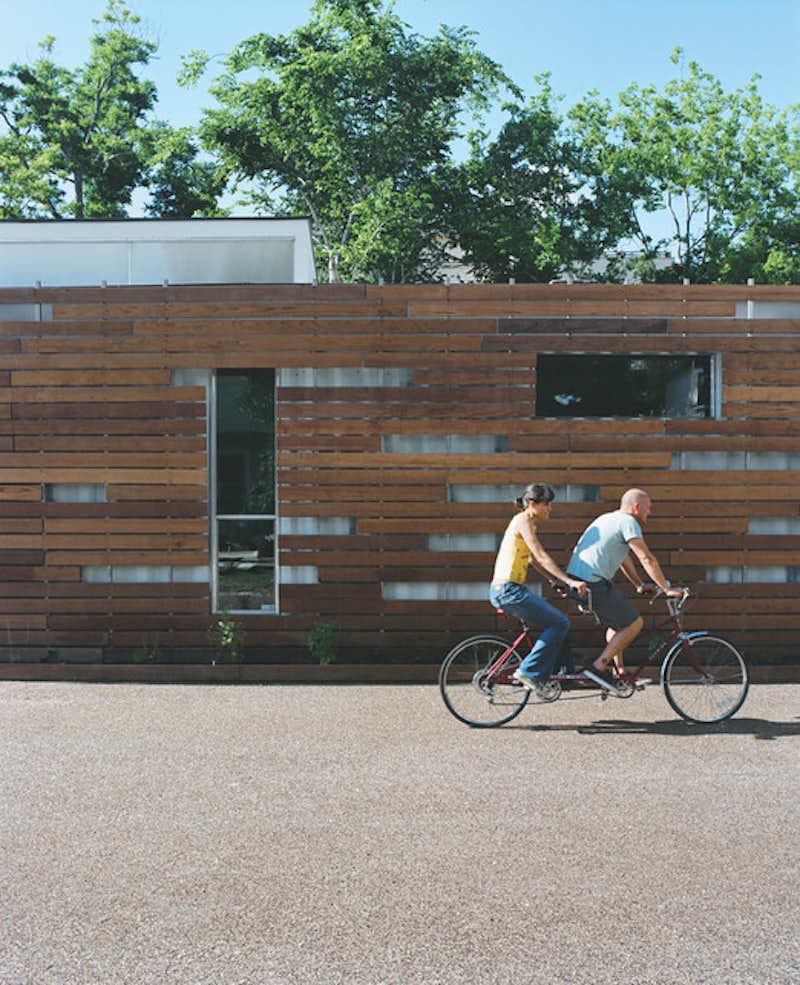 Photo 4 of 17 in 16 Prefab Shipping Container Home Companies in the ...