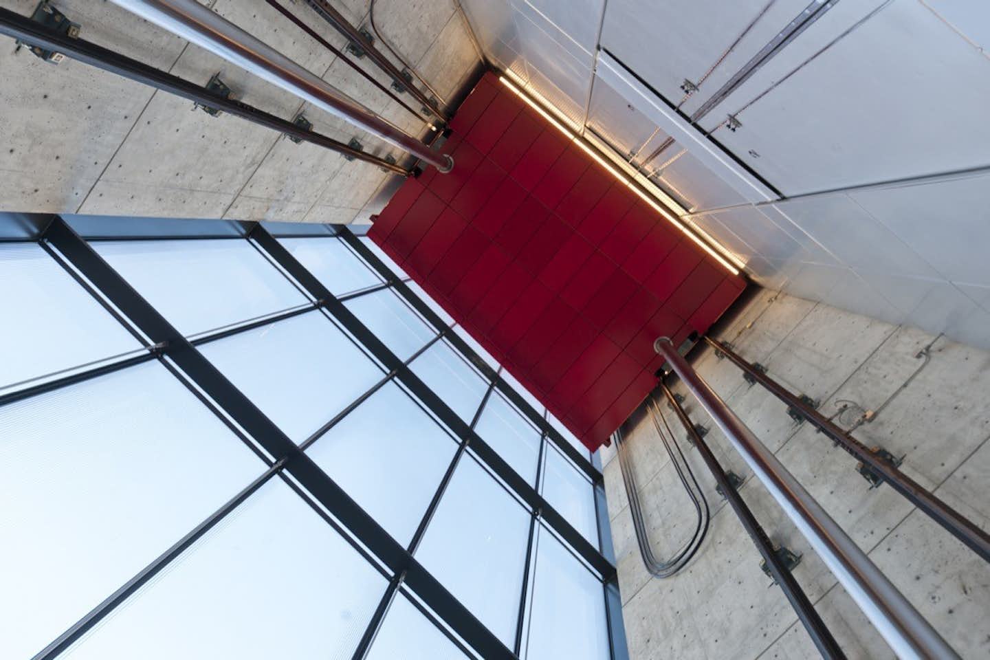 Photo 19 of 24 in Shape-Shifting Architecture: 10 Buildings That Move ...