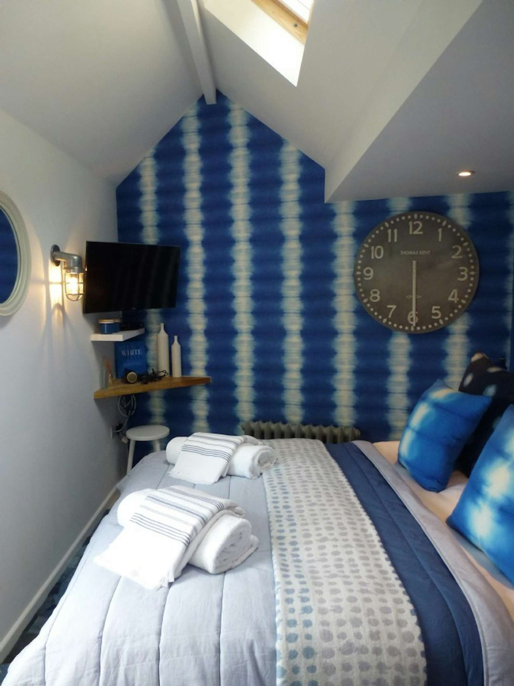 9 Small Spaces With Color - Dwell