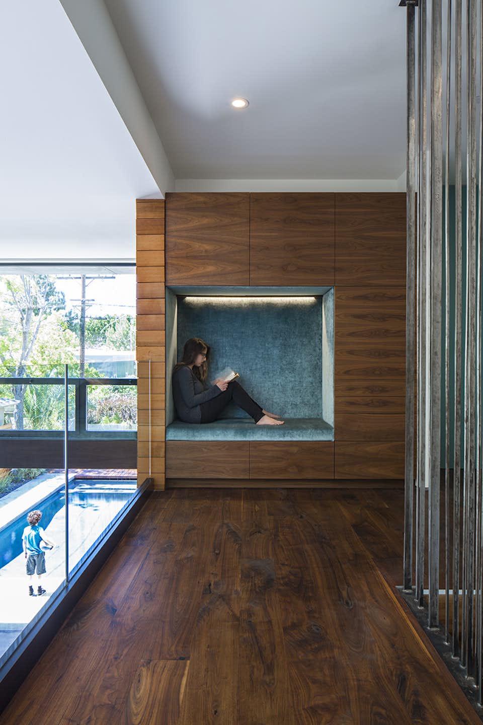 Walnut House (12 Photos) - Dwell