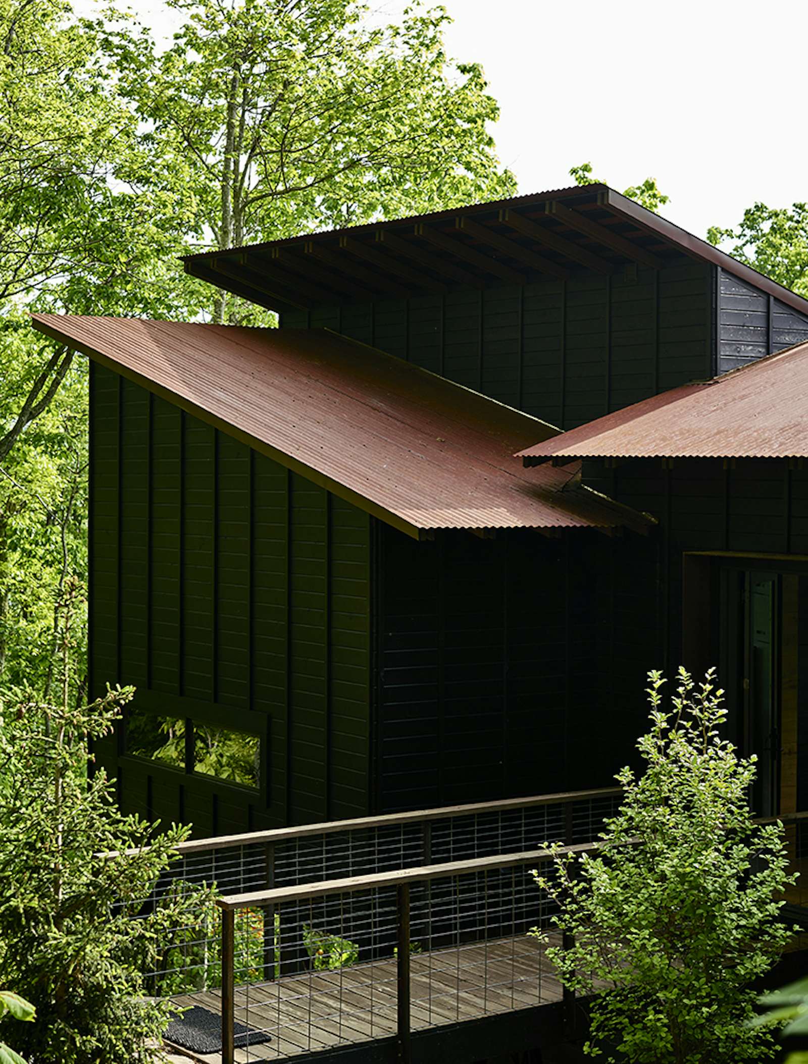 Photo 3 of 9 in 8 Japanese-Inspired Spaces We Love from A Rustic-Modern ...