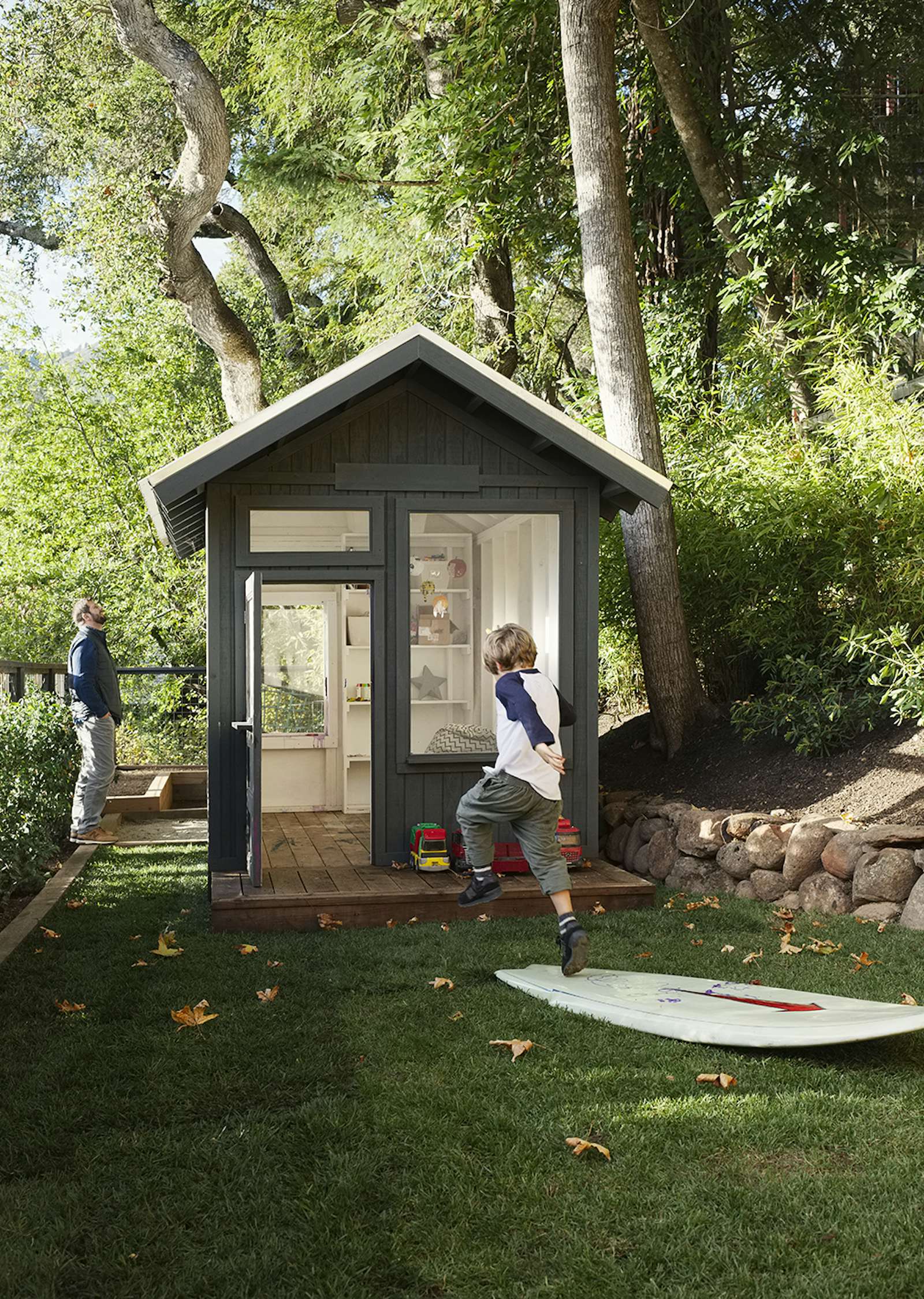 Photo 7 of 28 in 27 Modern She Shed Designs to Inspire Your Backyard ...