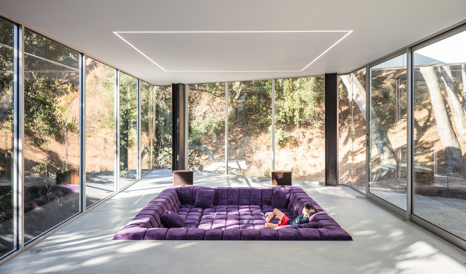 The Conversation Pit Makes a Big Comeback in These Fabulous Sunken ...