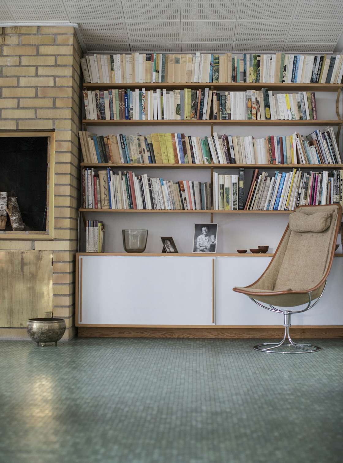 Swedish Designer Bruno Mathsson’s Home Is a Perfect Midcentury Time ...