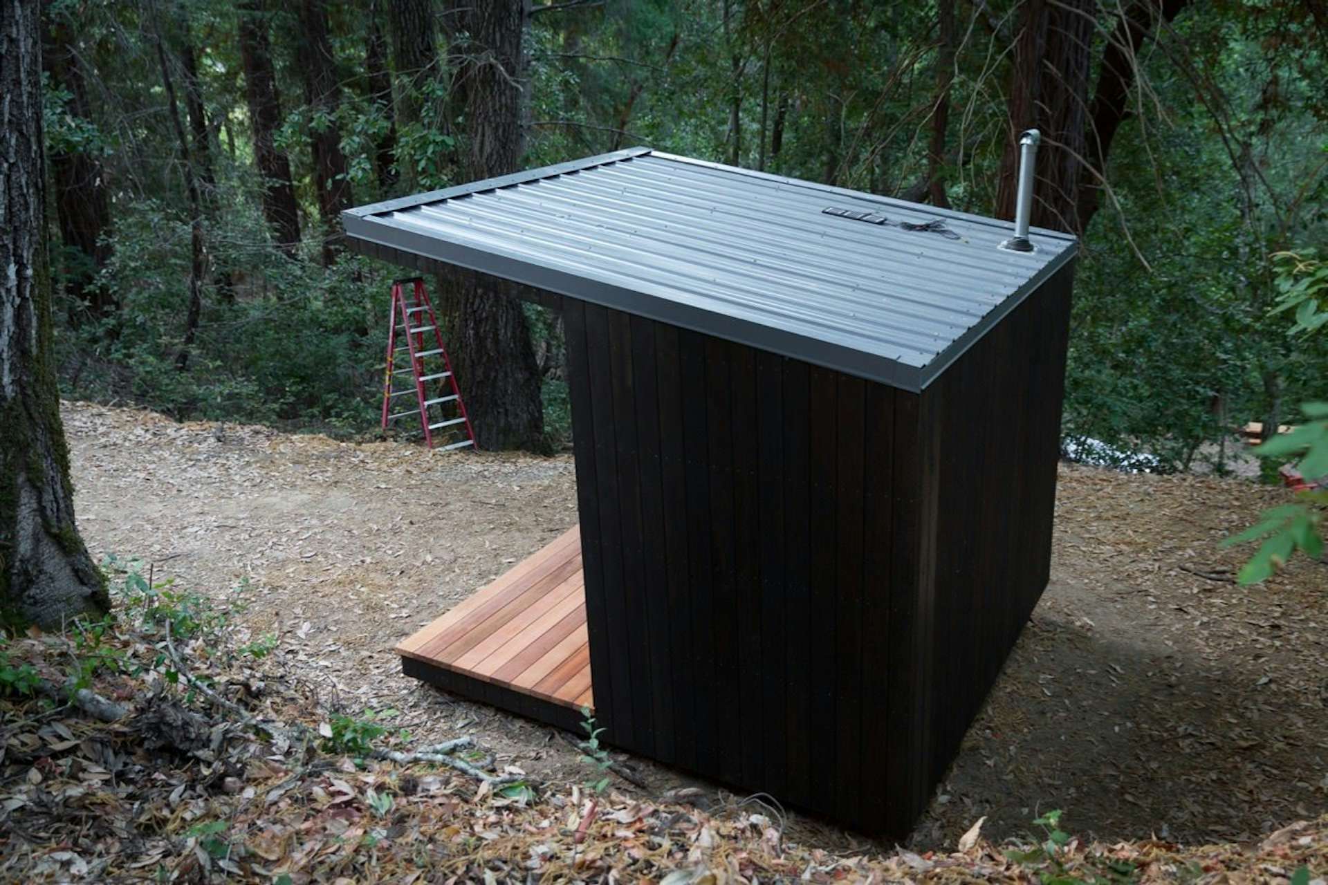 Photo 13 of 15 in DIY Project: How to Build Your Own Modern Outhouse ...