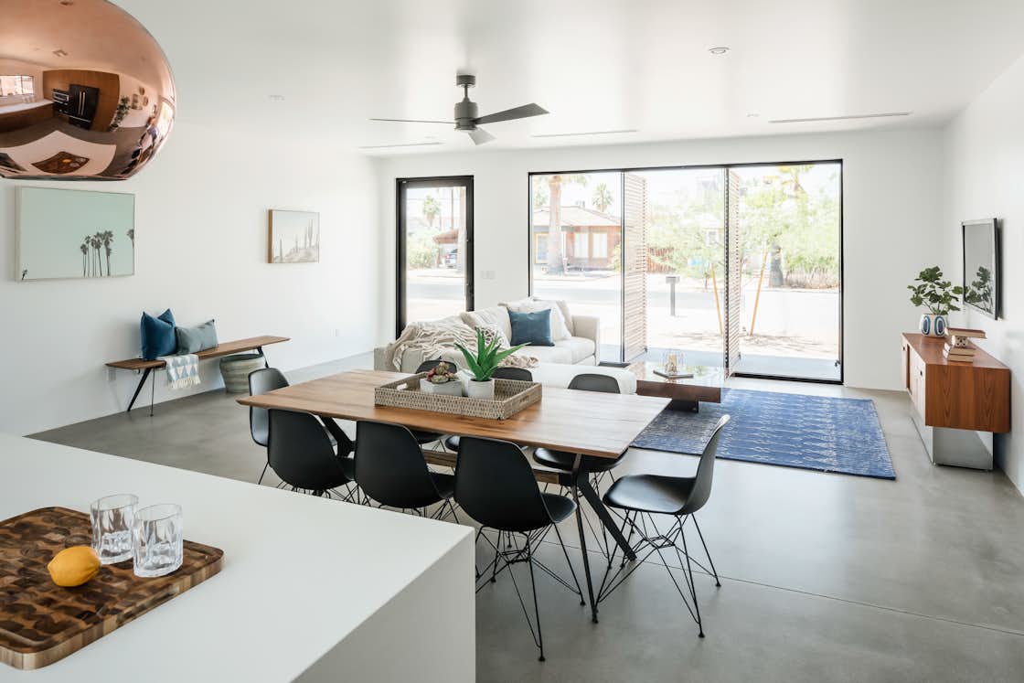 Photo 6 of 13 in In Arizona, a Modern Cube and Tumbledown 1930s Shack ...