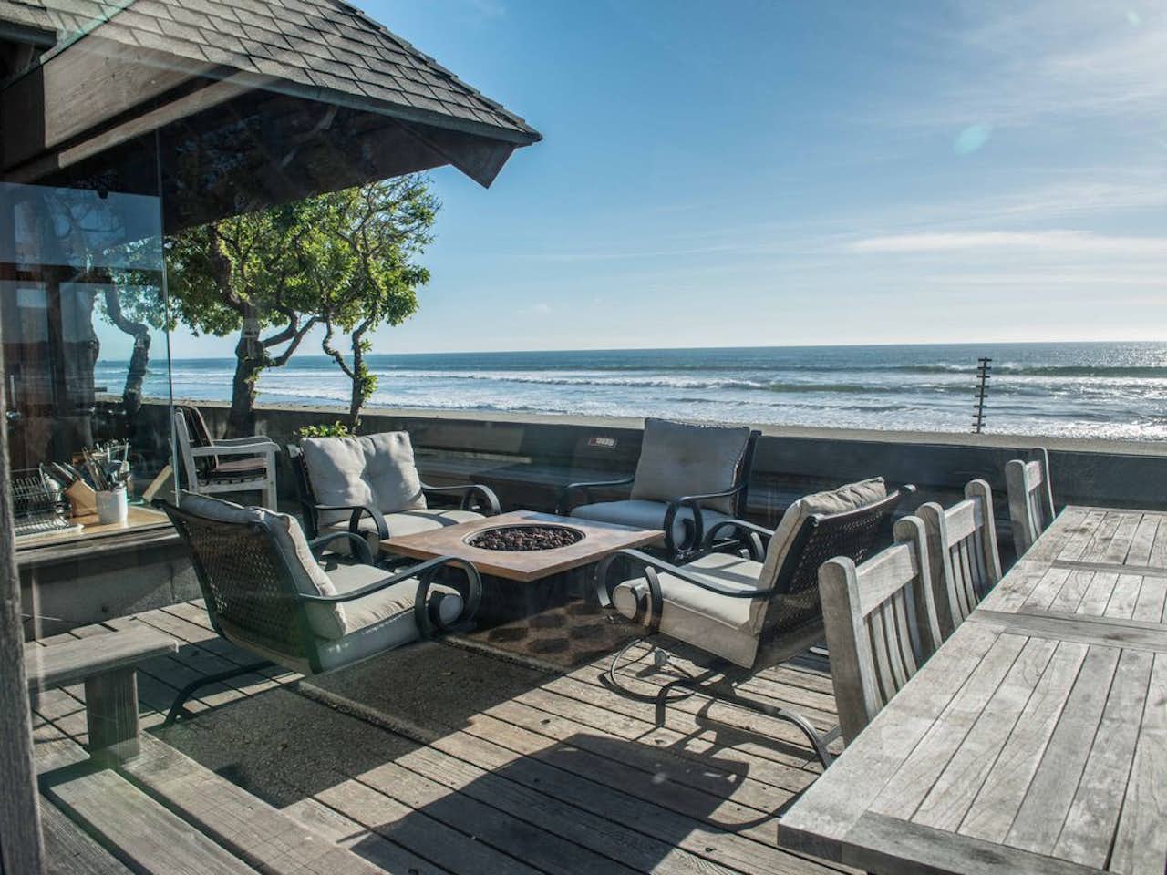 Photo 11 of 11 in The Whale House by Dwell - Dwell