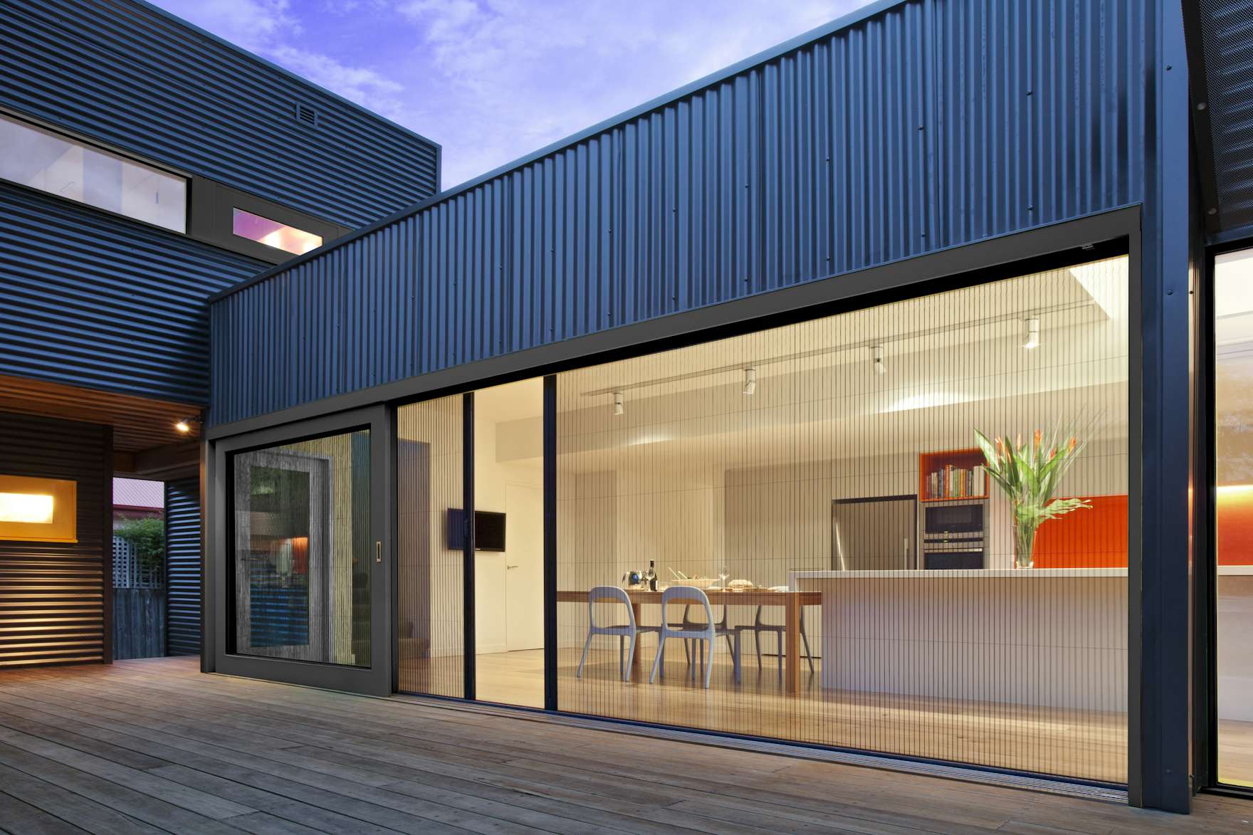 Photo 11 of 15 in 8 Things to Consider When Choosing Retractable Glass ...