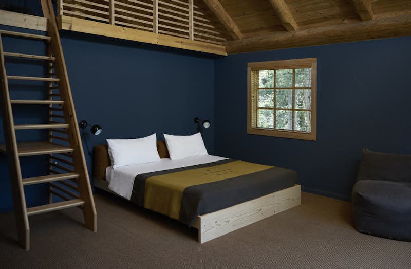 The Suttle Lodge & Boathouse (9 Photos) - Dwell