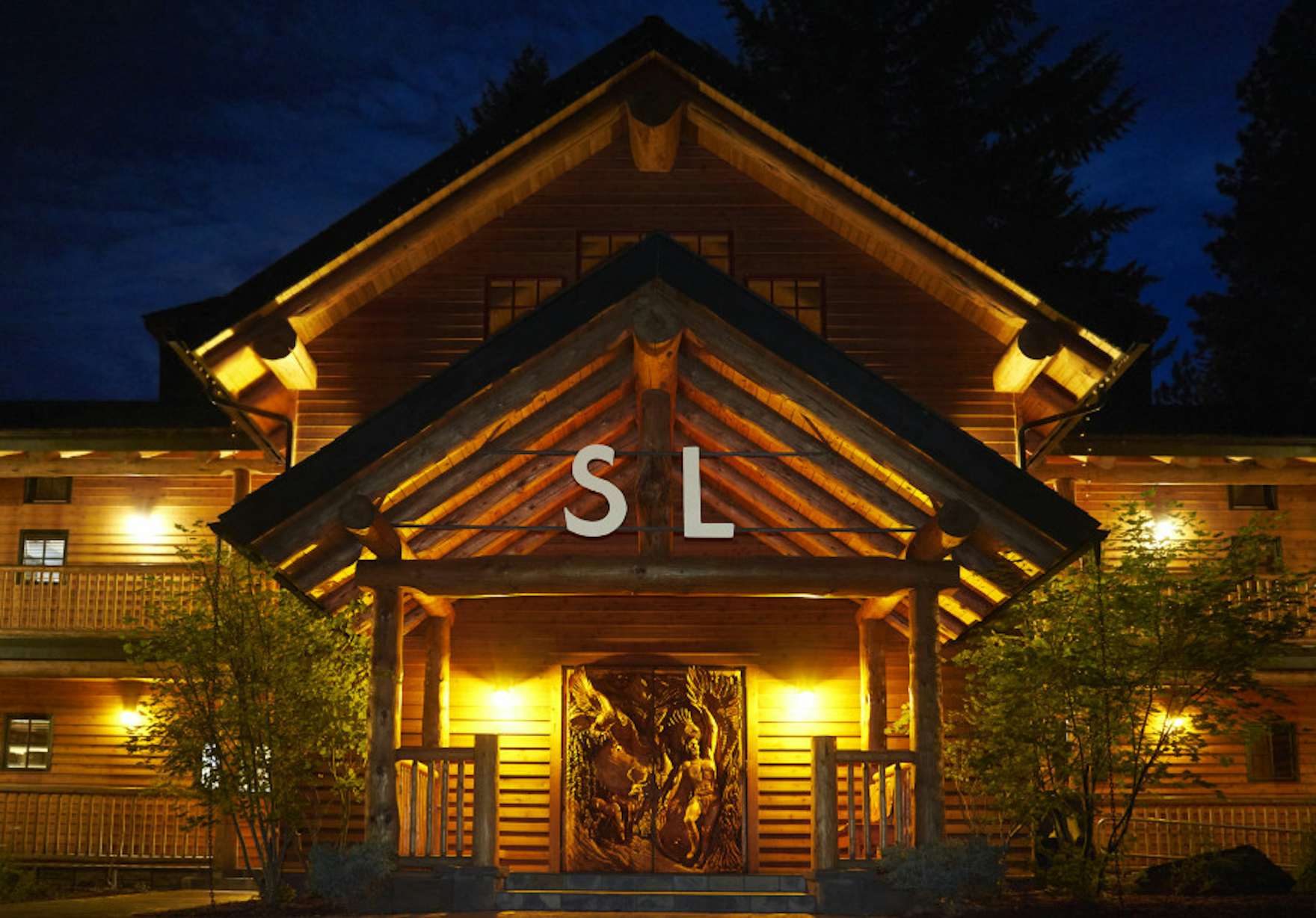 The Suttle Lodge & Boathouse (9 Photos) - Dwell