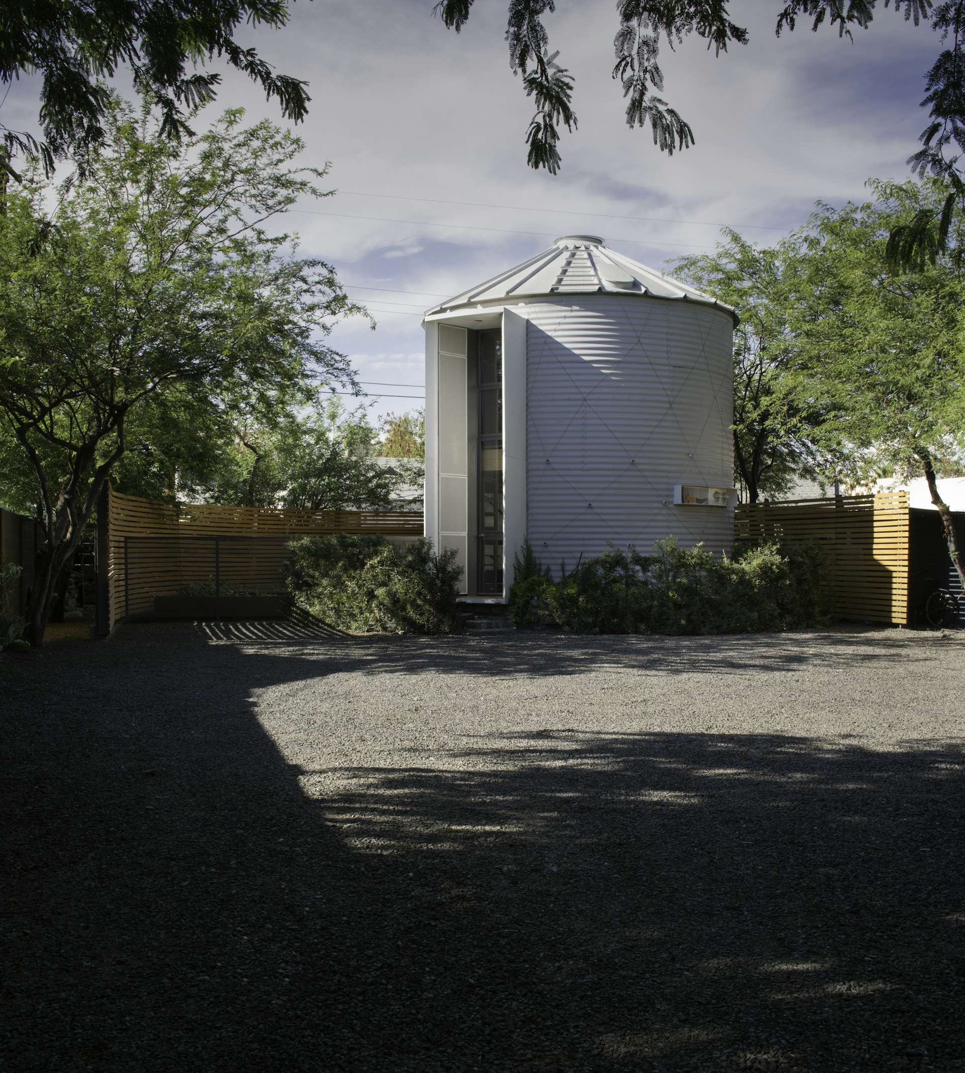 An Old Grain Silo Makes an Enchanting Tiny Home in Phoenix - Dwell
