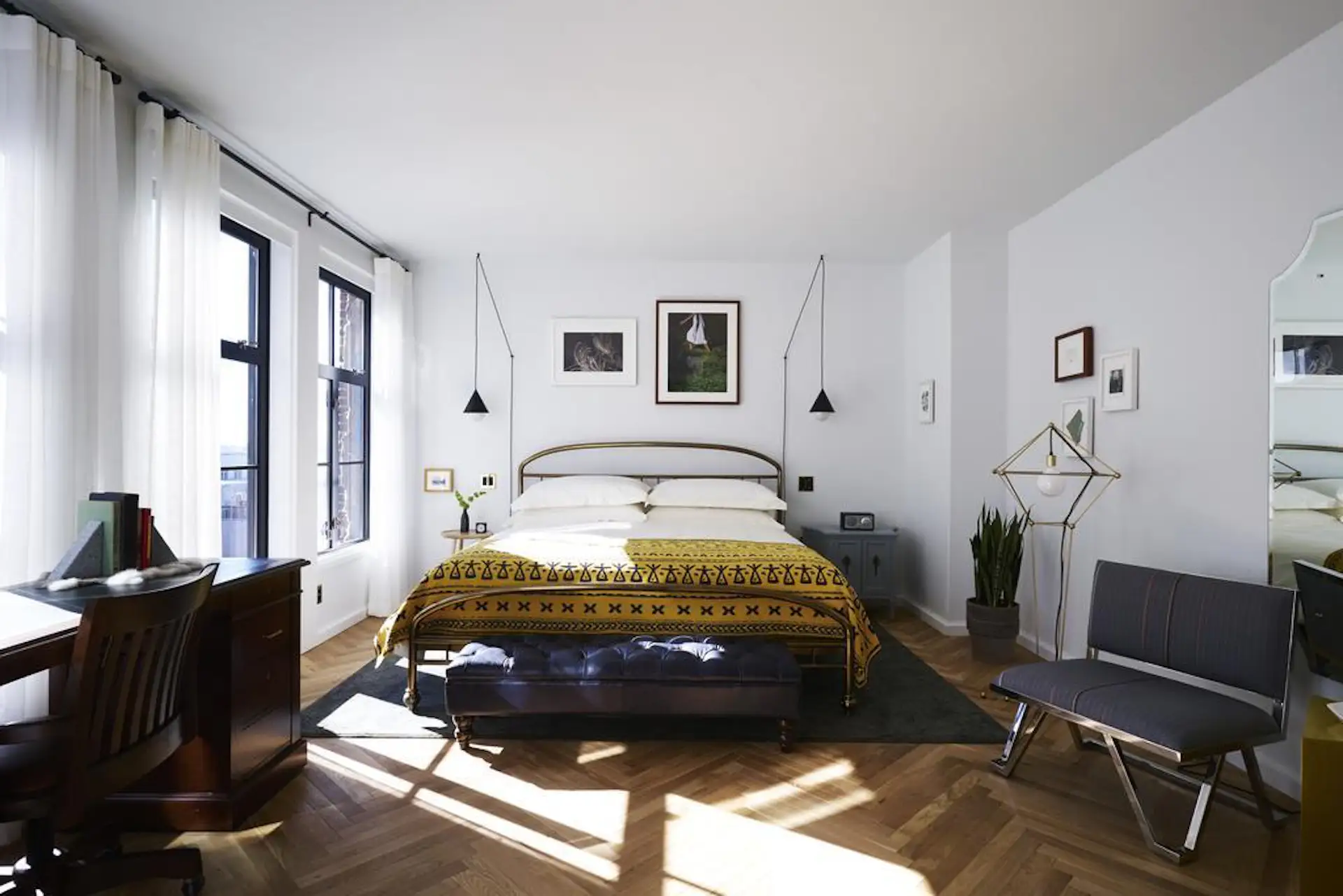 The LINE DC (9 Photos) - Dwell