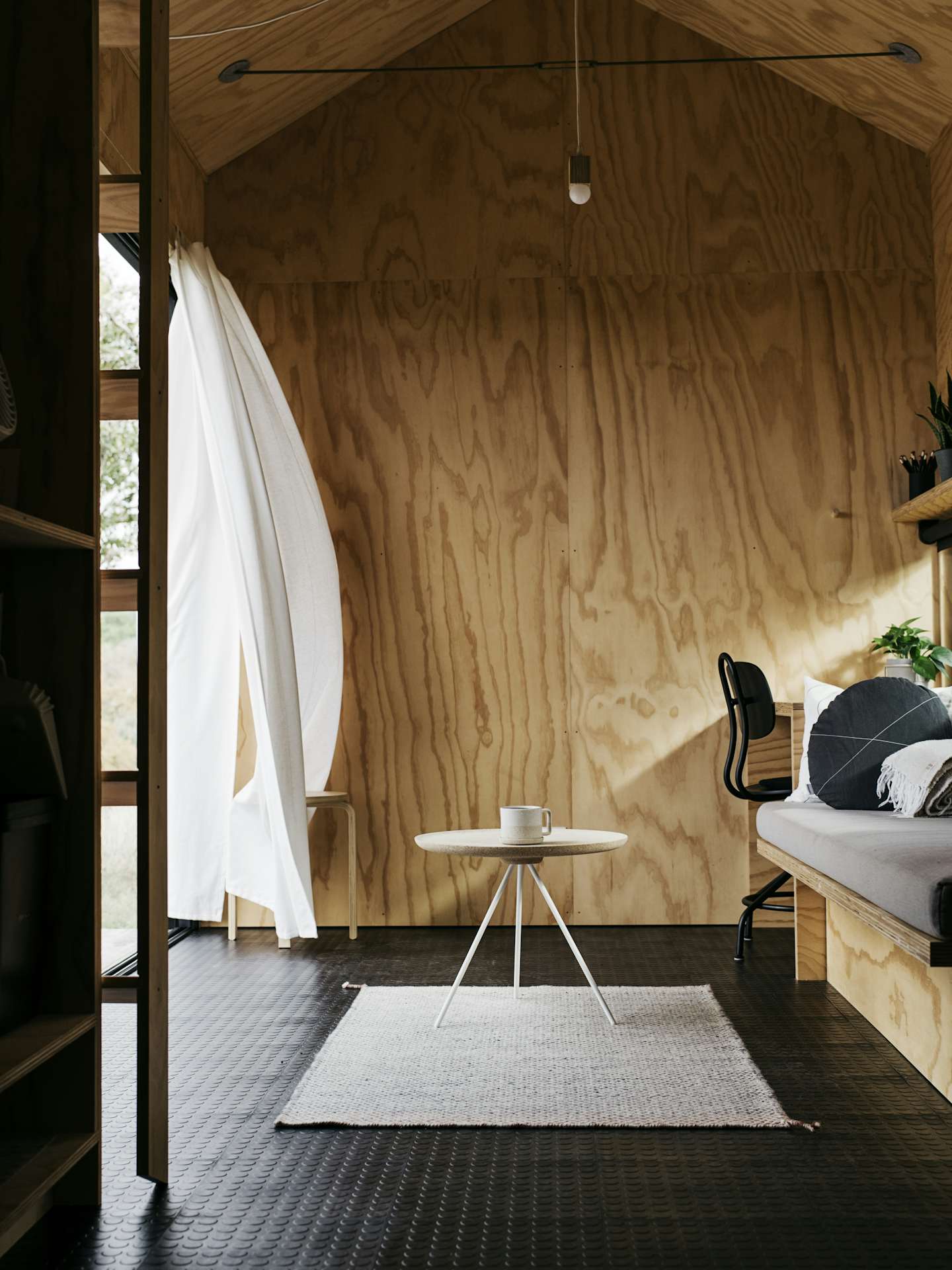 Photo 3 of 22 in A Tech Professional Heads to Texas and Builds a Tiny ...