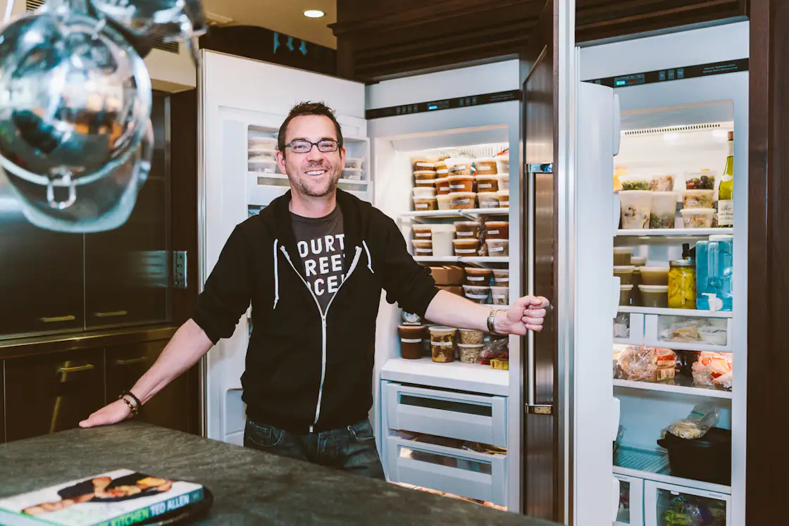 Chopped Host Ted Allen Blends Style and Efficiency in His Home Kitchen ...