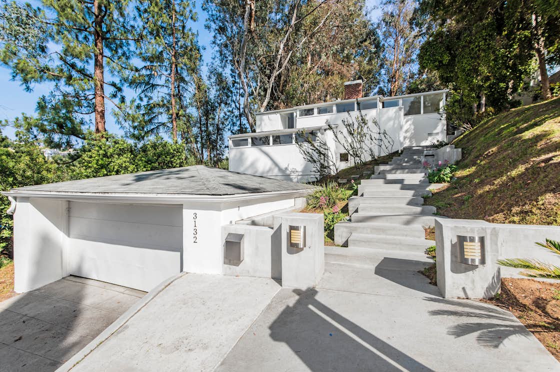 Margaret and Harry Hay House by Gregory Ain - Dwell
