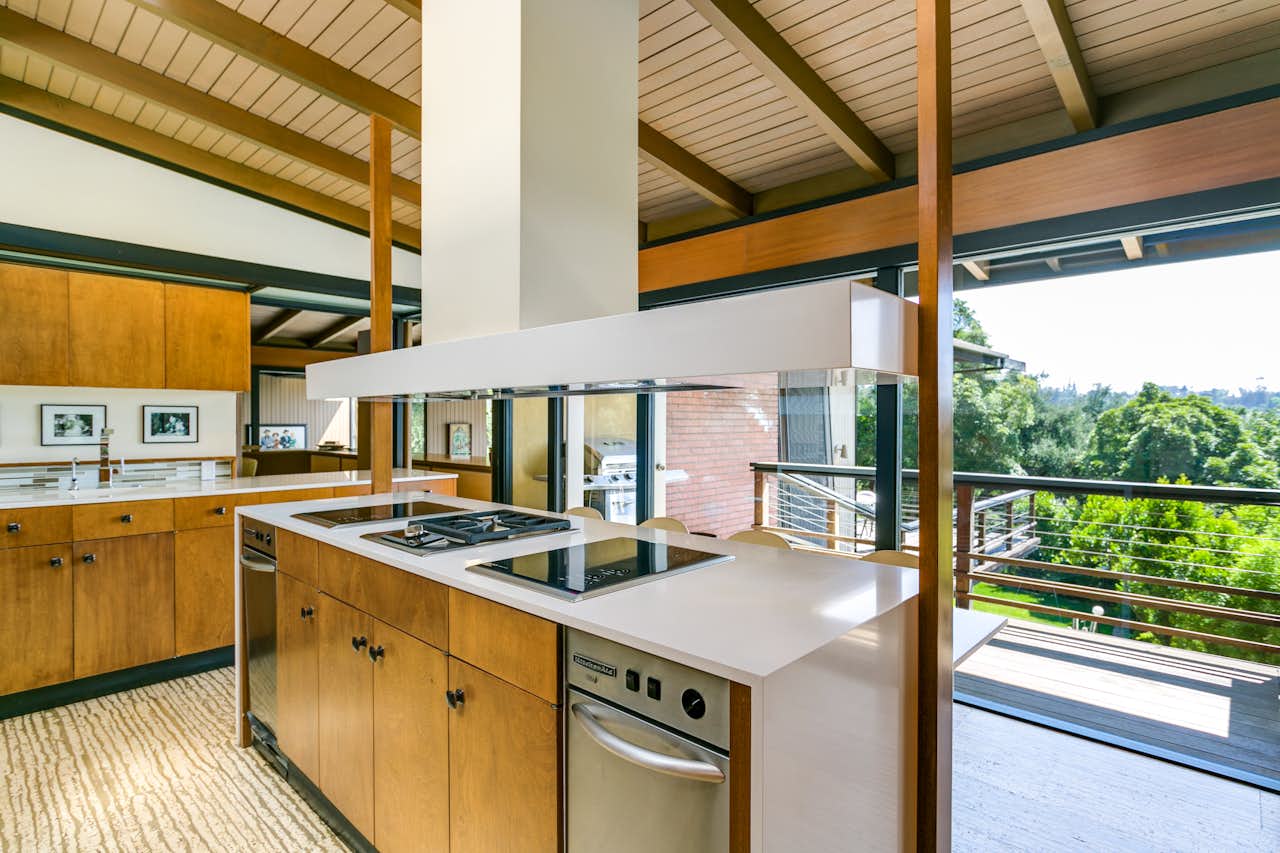 Richard and Mary Alice Frank House by Buff, Straub, & Hensman - Dwell