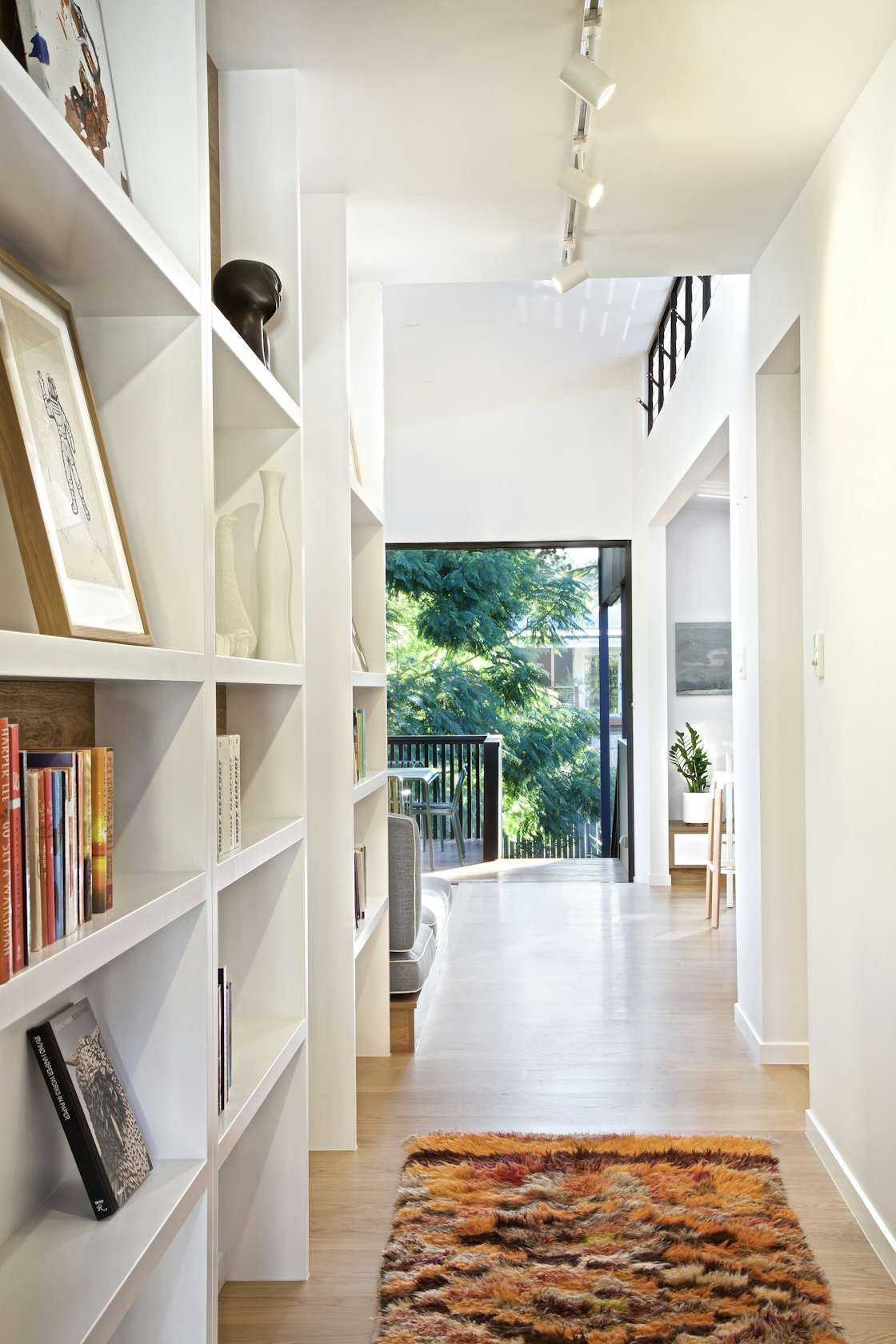 Photo 3 of 11 in A Classic Queenslander Bungalow Gets an Inky New ...