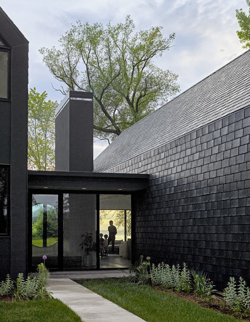 This Wisconsin Lake House Is Sheathed in Tiles Made of Post-Industrial ...