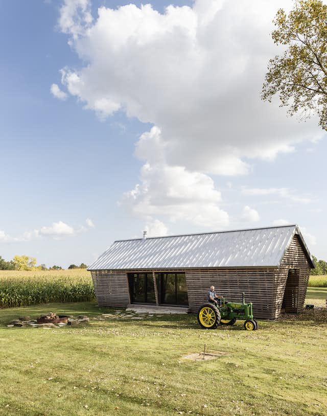 Photo 7 of 9 in This Corn Crib Guesthouse Honors Agrarian Architecture ...