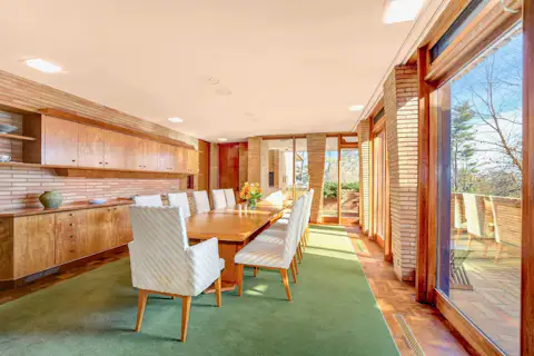 Kessler House by John Rattenbury of Taliesin Associated Architects - Dwell