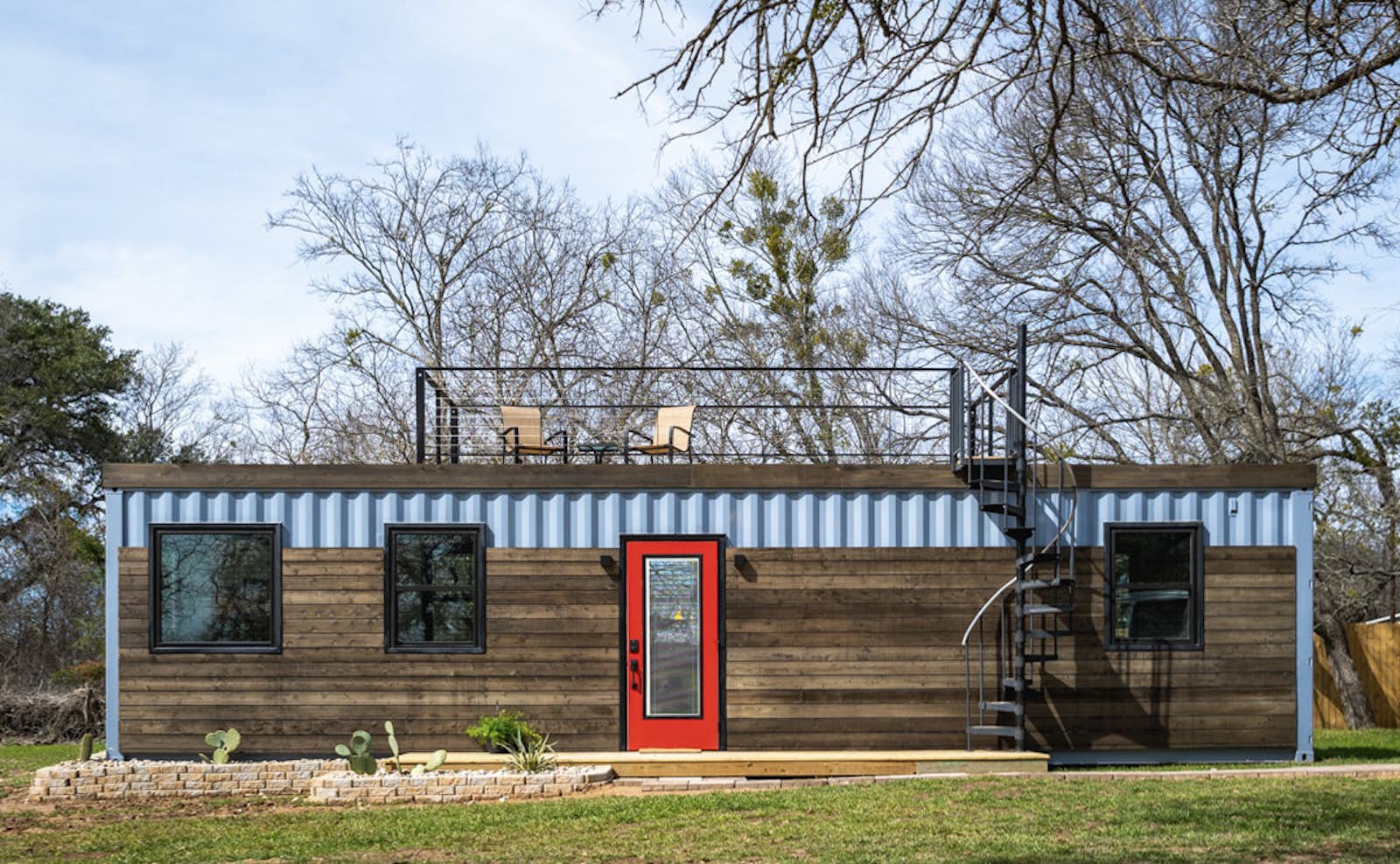 This Texas Company is Turning Shipping Containers into Double-Decker ...