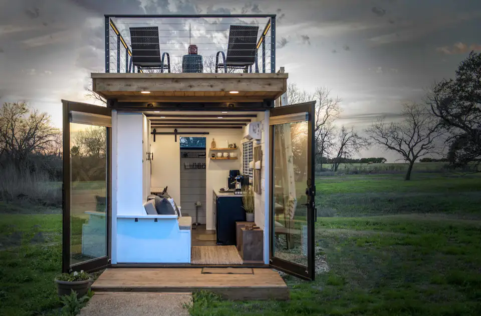 This Texas Company is Turning Shipping Containers into Double-Decker ...