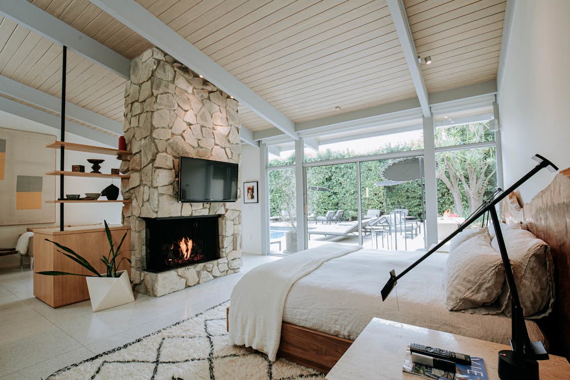 Photo 8 of 13 in The Swanky Home of Famed Crooner Bobby Darin and Actor ...