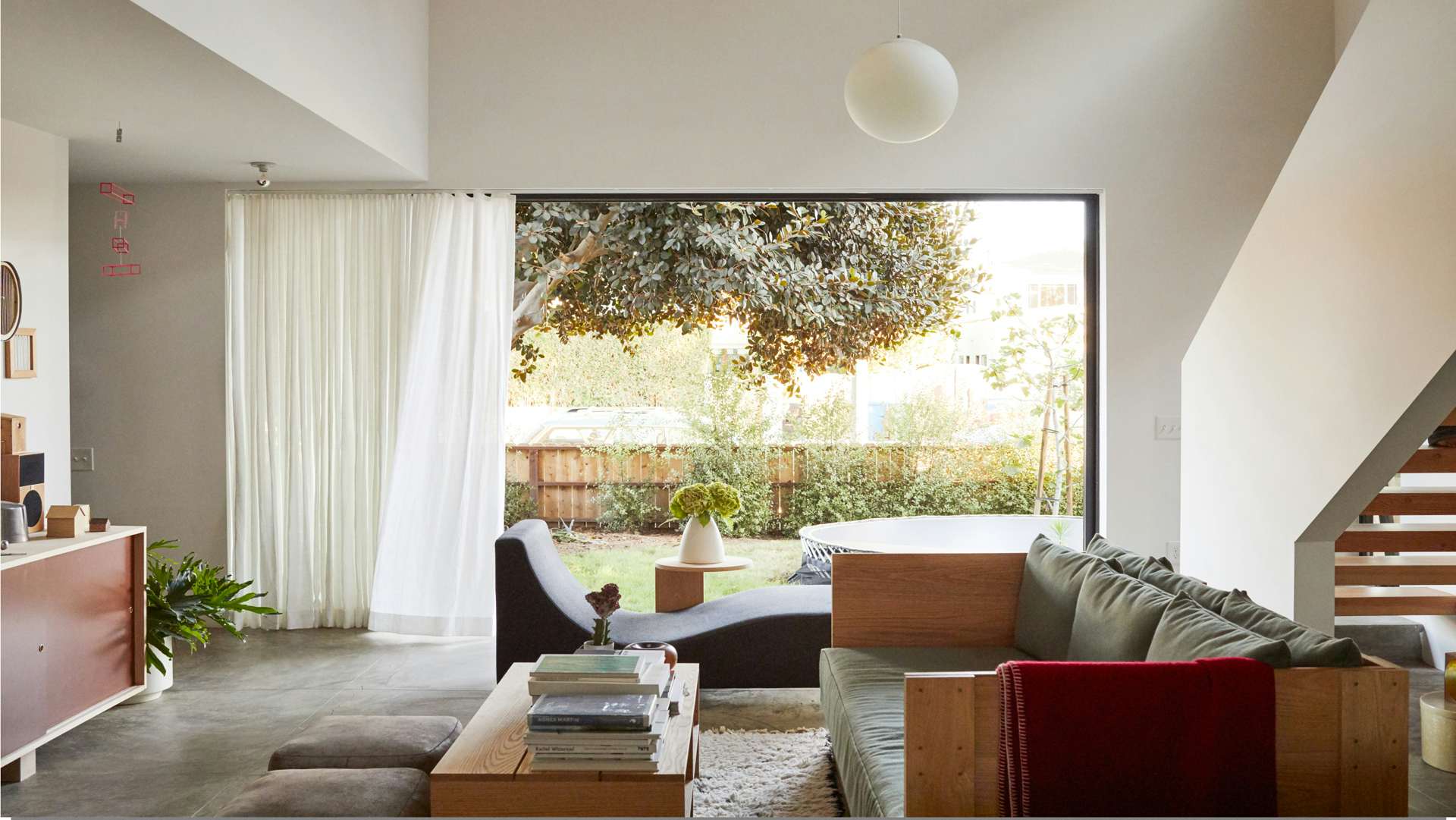 Photo 2 of 10 in Be the Star of Your Next Zoom Meeting With These ...