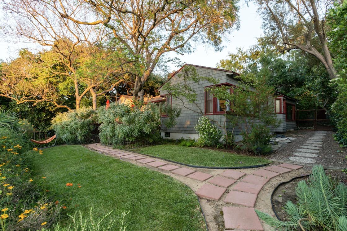 Photo 2 of 22 in A Lush Los Angeles Compound With a Shingle-Clad ...