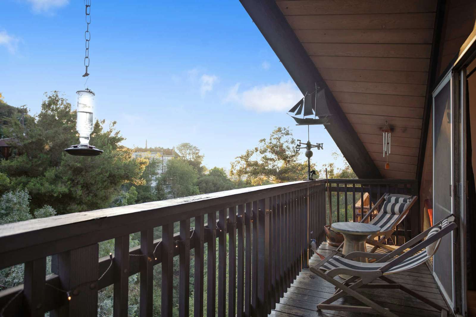 Hollywood Hills Boathouse by Harry Gesner - Dwell