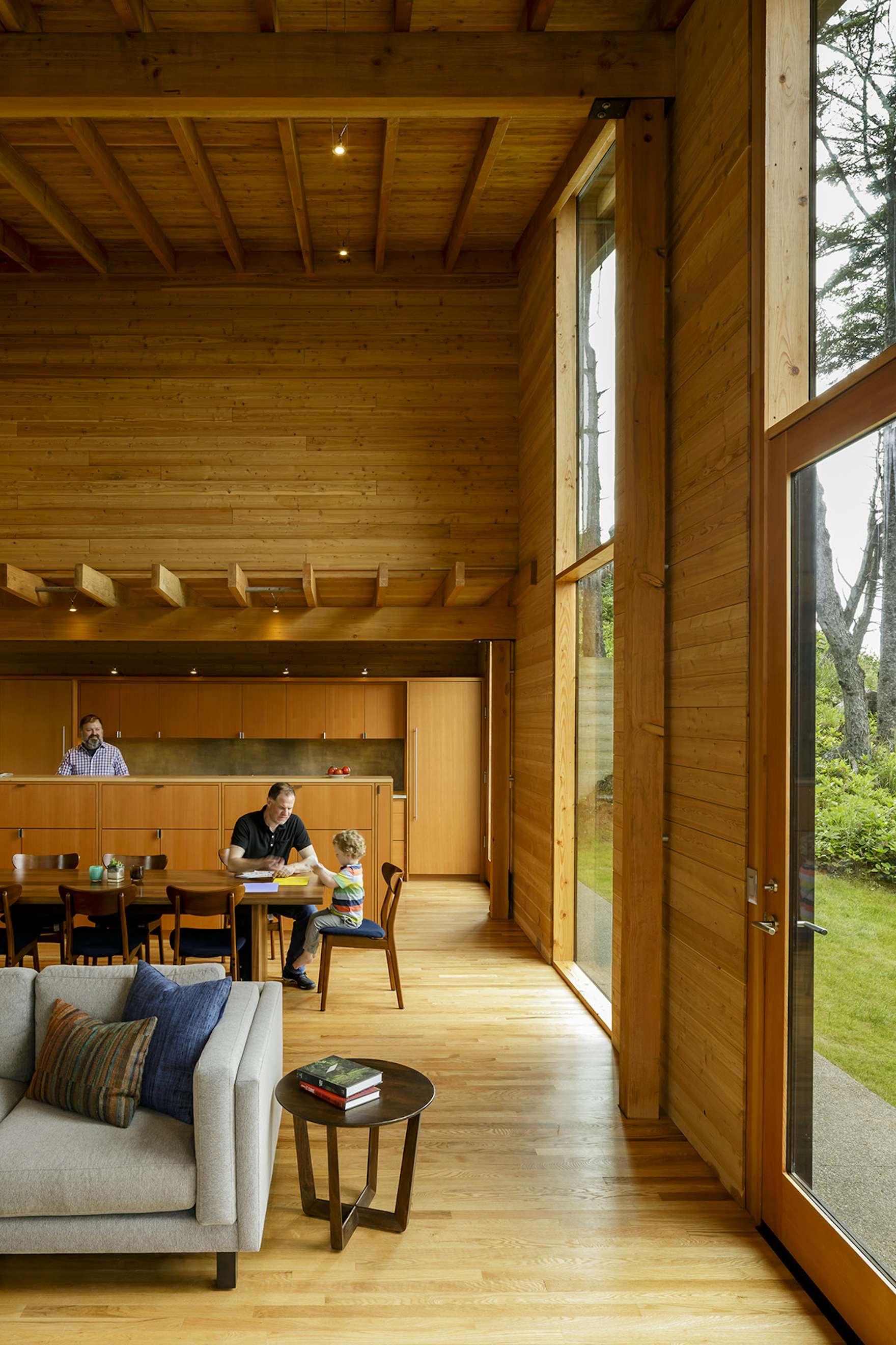 Photo 7 of 14 in A Rustic Hideaway Perches on a Wooded Bluff ...