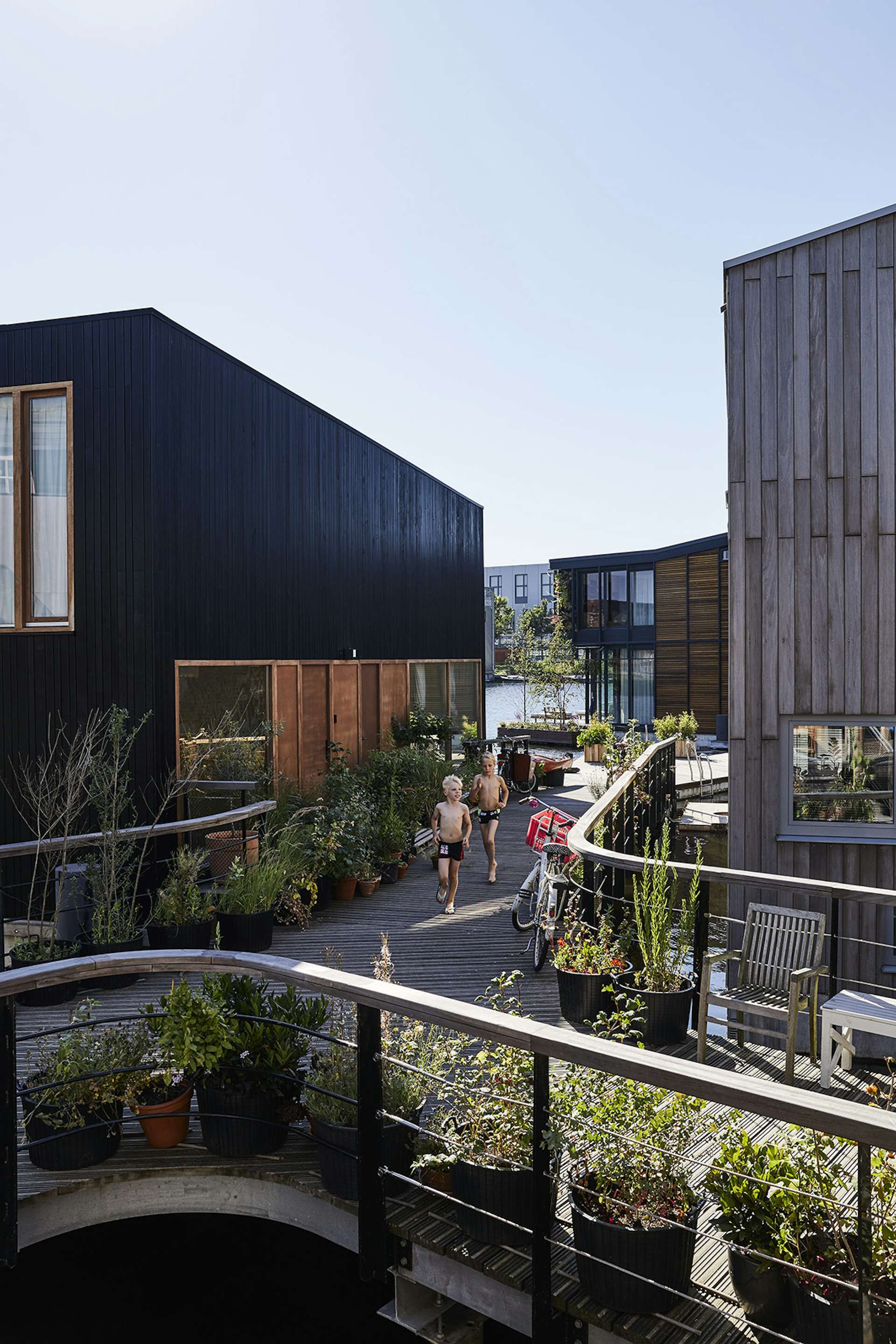 Photo 13 of 19 in Like-Minded Neighbors Build an Energy-Independent ...