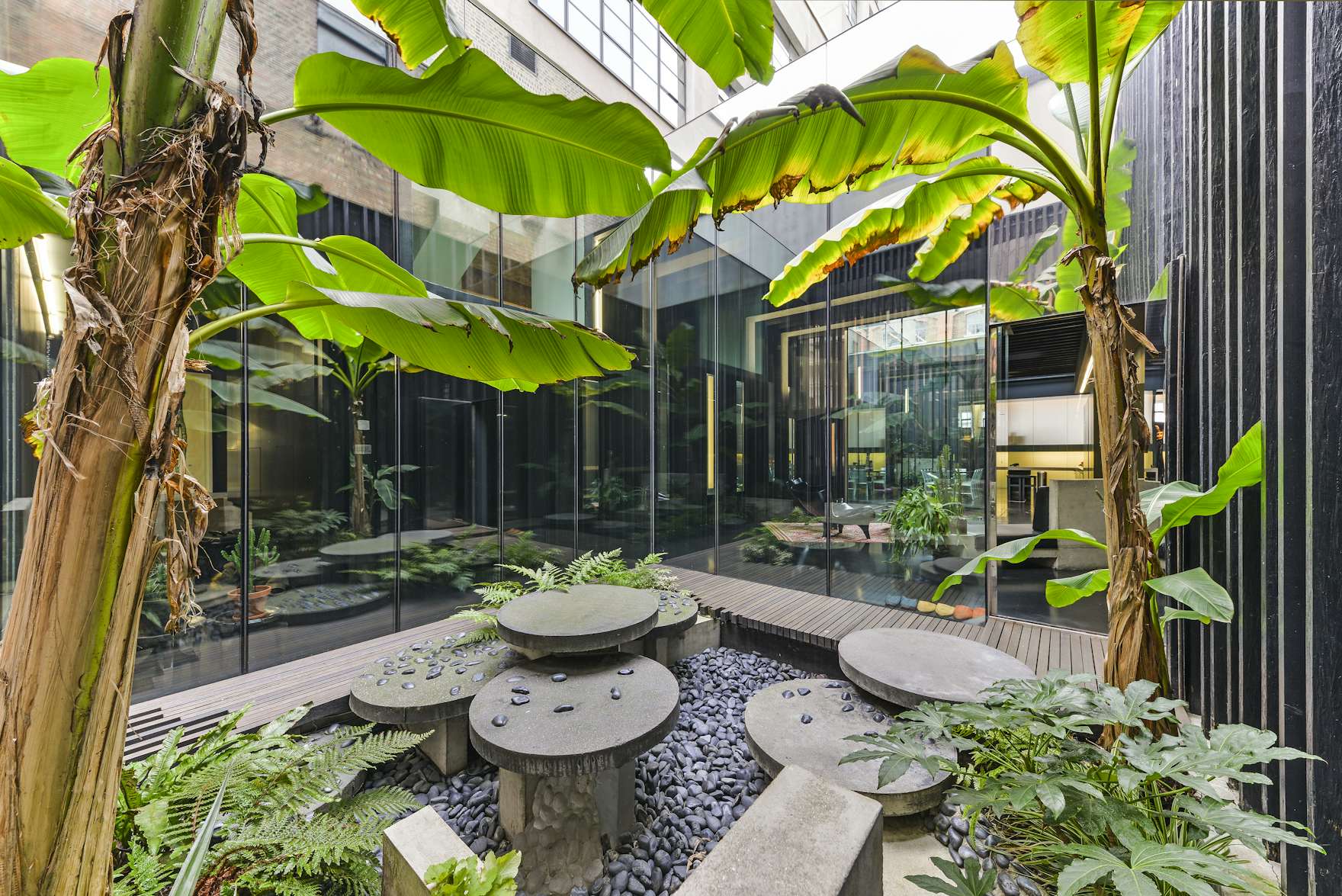 Photo 4 of 16 in The Lost House by Legendary Architect David Adjaye ...