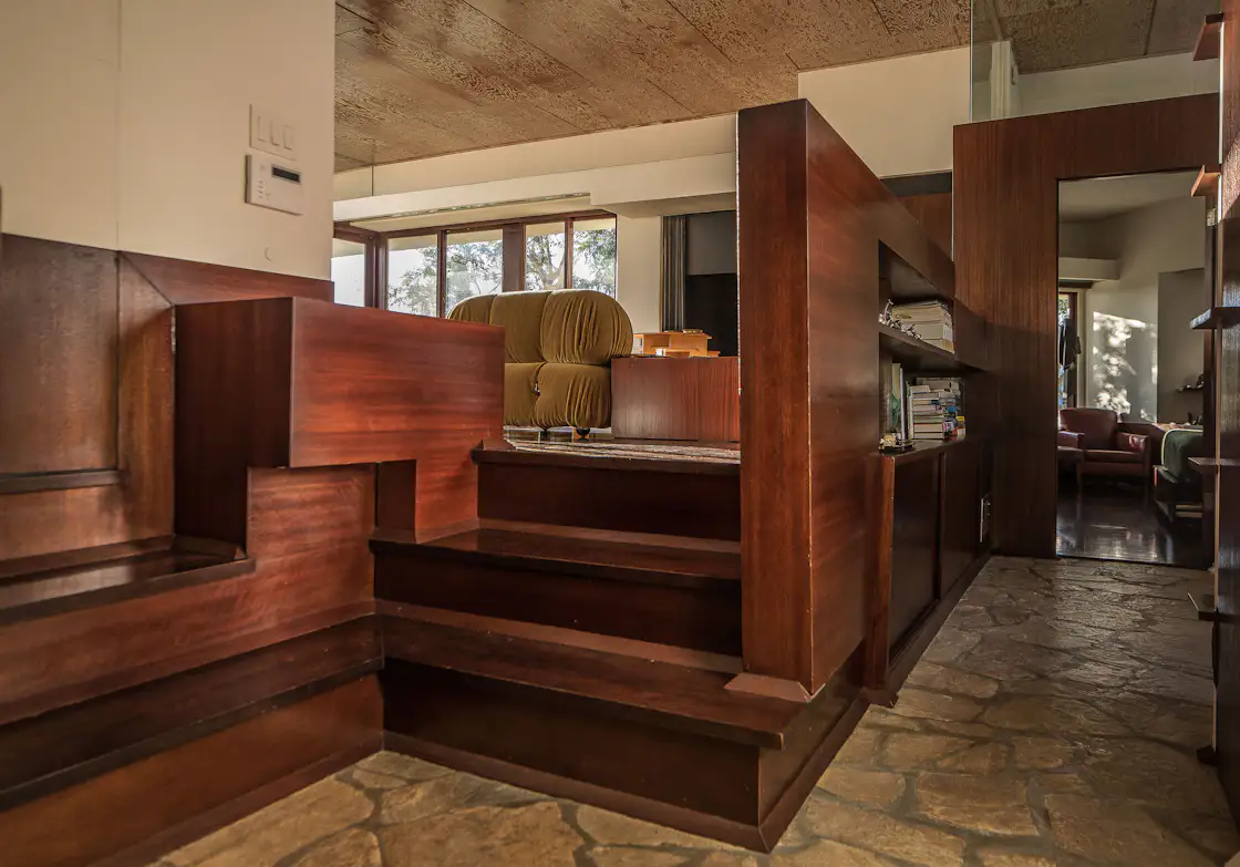 Photo 6 of 14 in A Newly Restored Schindler Building Lists for $3.65M ...