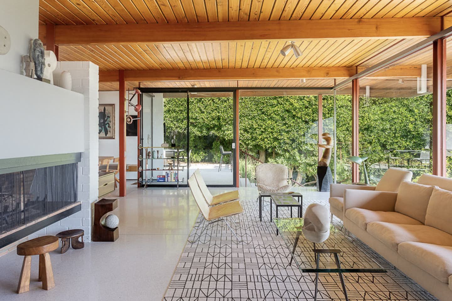 Photo 4 of 12 in An Impeccably Renovated Midcentury by Case Study ...