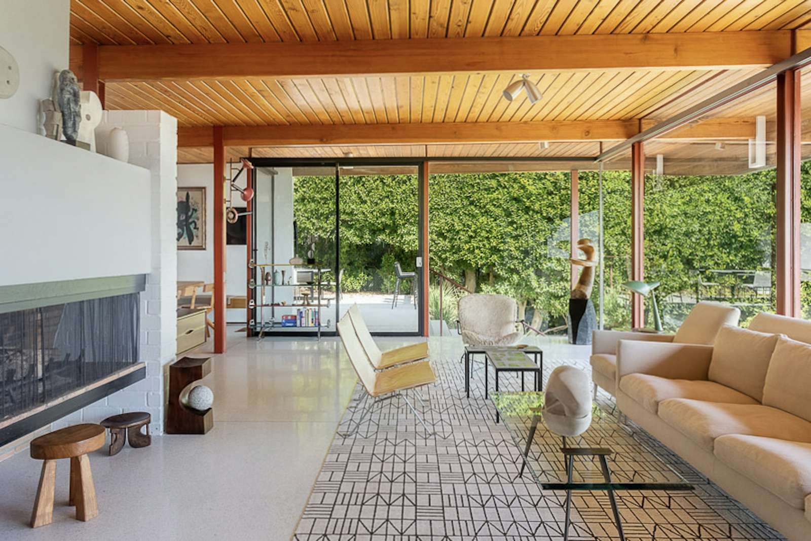 Photo 4 of 12 in An Impeccably Renovated Midcentury by Case Study ...