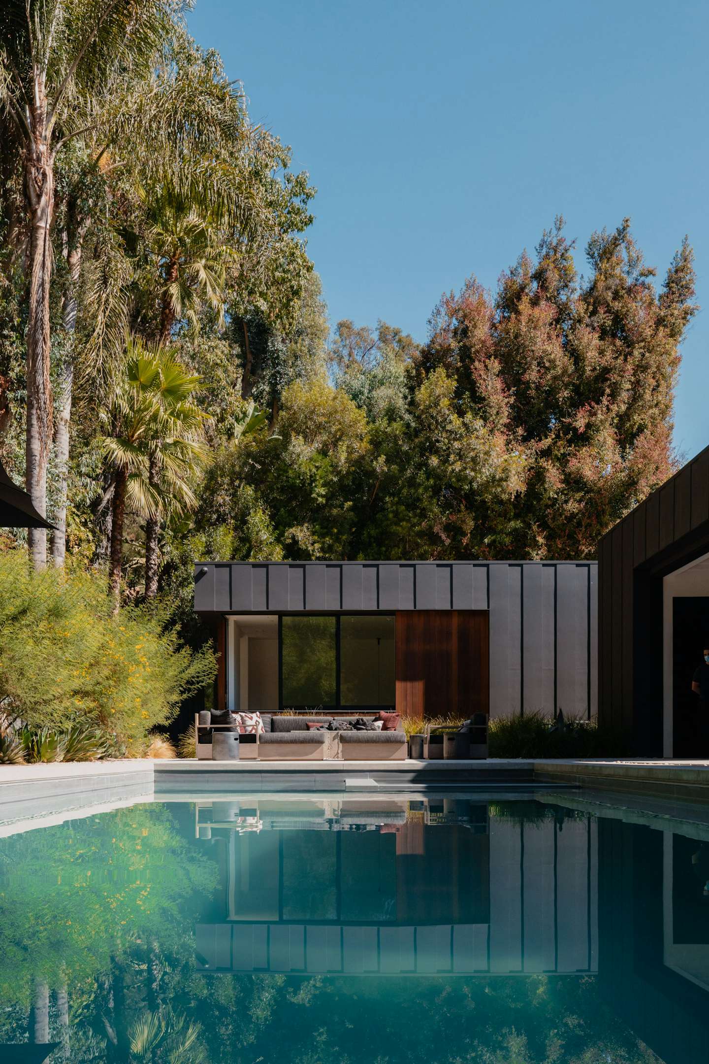 Photo 4 of 15 in An Architect’s Matte Black Los Angeles Home Opens Wide ...