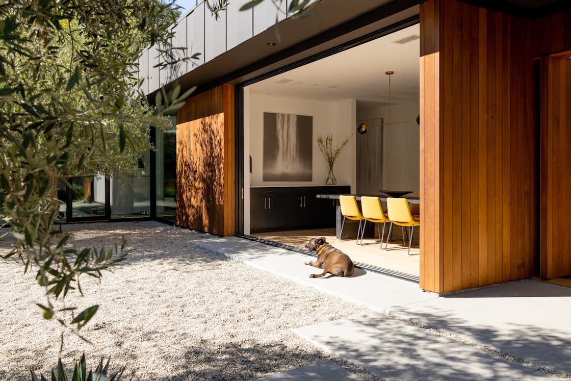 Photo 6 of 15 in An Architect’s Matte Black Los Angeles Home Opens Wide ...