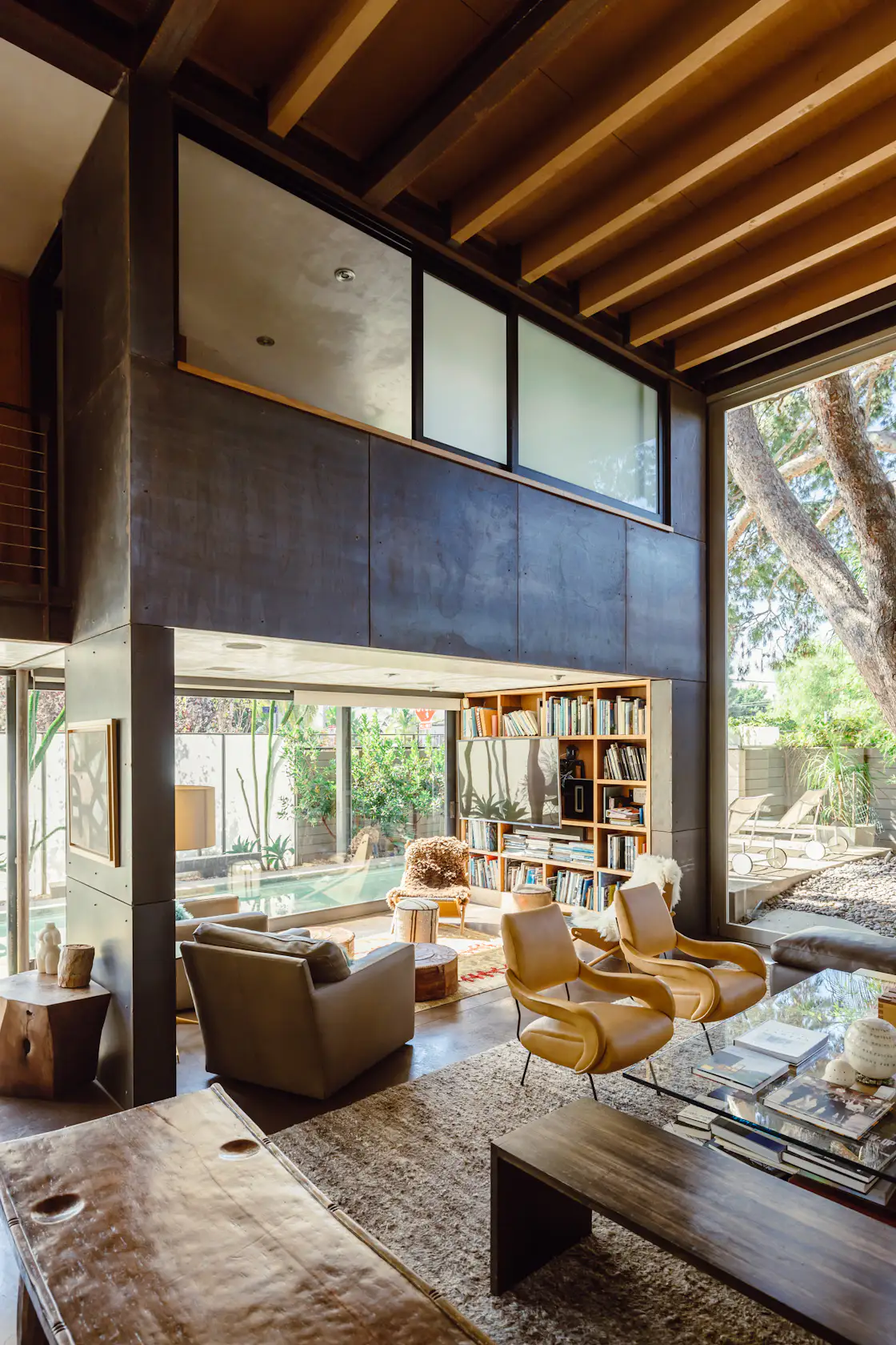 Photo 3 of 14 in An Architect’s Venice Home Draws Inspiration From ...
