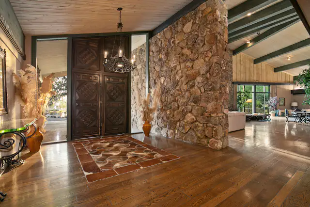 Now You Can Own the Ranch Where the Ever-Popular Egg McMuffin Was ...