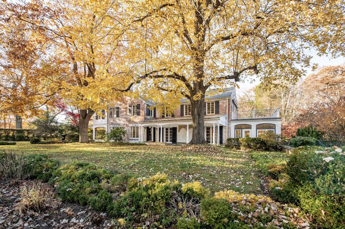 Paul Simon's Connecticut Home by Harold Reeve Sleeper - Dwell