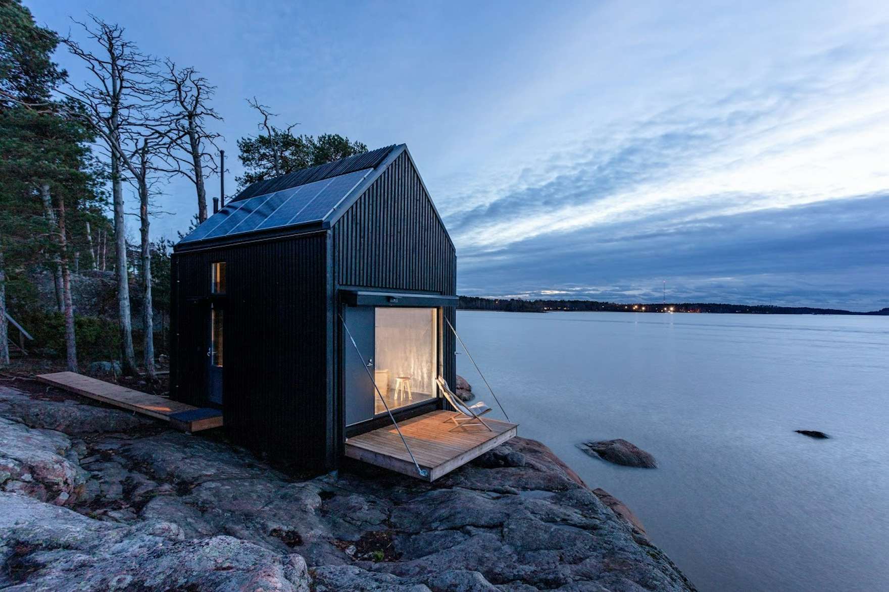 15 Black Cabins That Make the Case for Dark Exteriors - Dwell