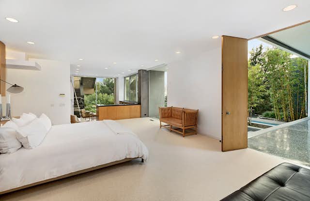 Photo 9 of 15 in The Holt House by Midcentury “Architect to the Stars ...