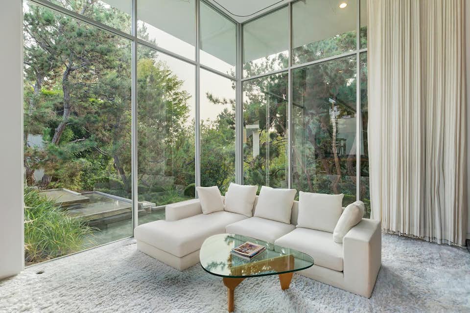 Photo 4 of 15 in The Holt House by Midcentury “Architect to the Stars ...