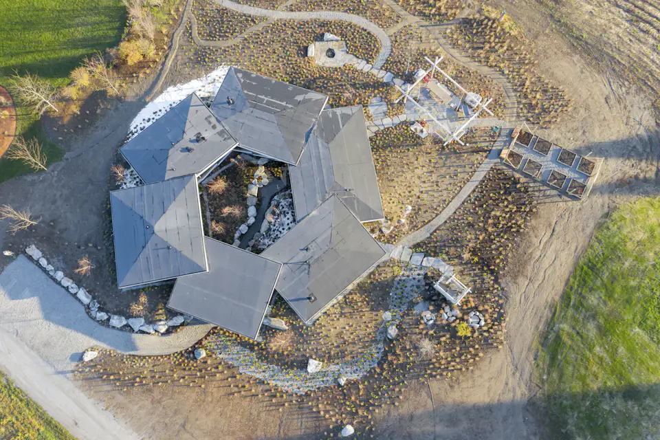 Photo 9 of 15 in Six Overlapping Pavilions Create a Flower-Shaped Home ...