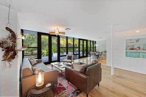 A Ralph Twitchell–Designed Sarasota Modern Seeks $800K - Dwell