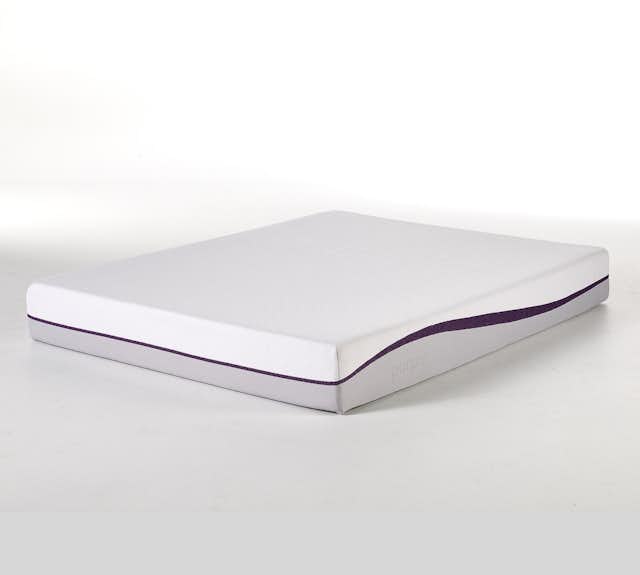 I Tried Three DTC Bed Companies to See If I Could Revamp My Sleep Life ...