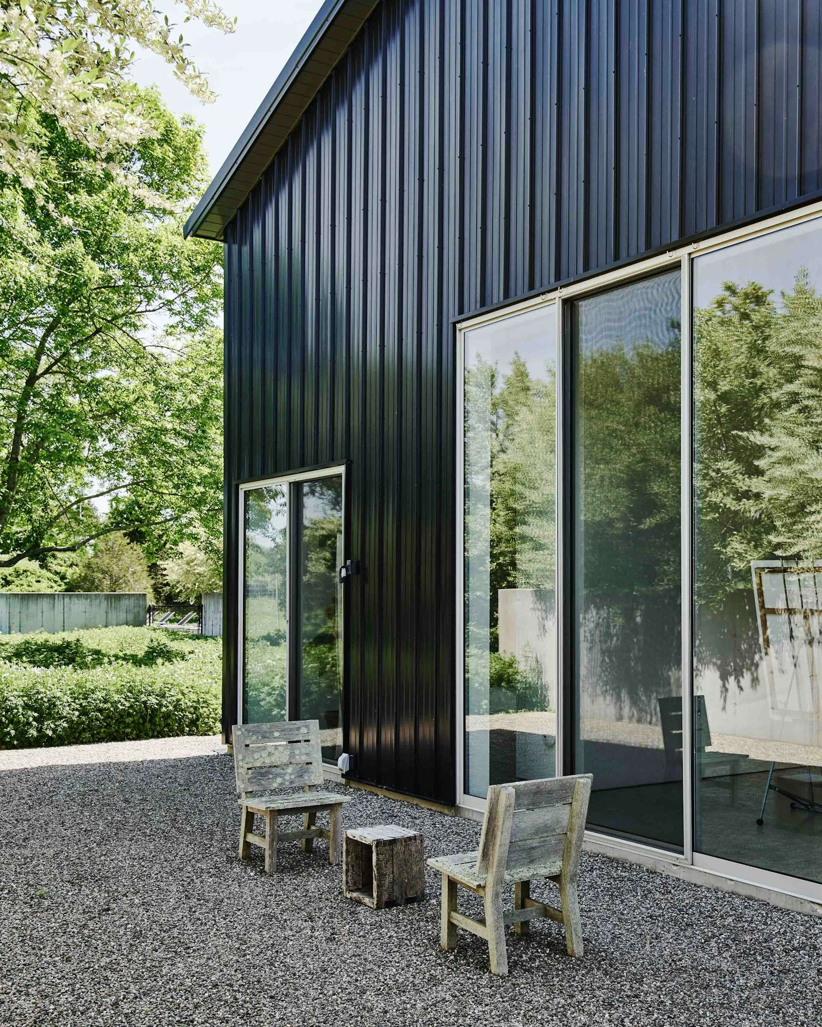 A Bucolic, Barn-Like Home on Long Island Seeks $4.3M - Dwell