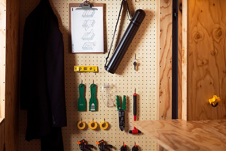 Photo 2 of 5 in Roll Up Your Sleeves and Build This DIY Office in a Box ...